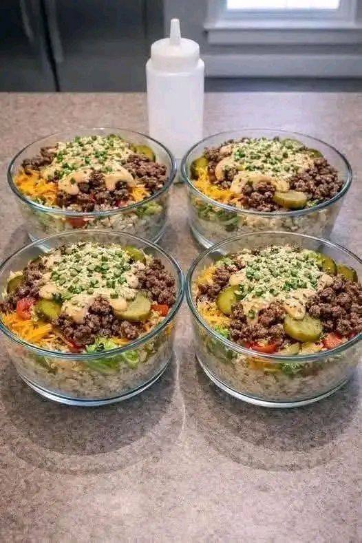 Big Mac Cheeseburger Protein Bowl - HS Recipes